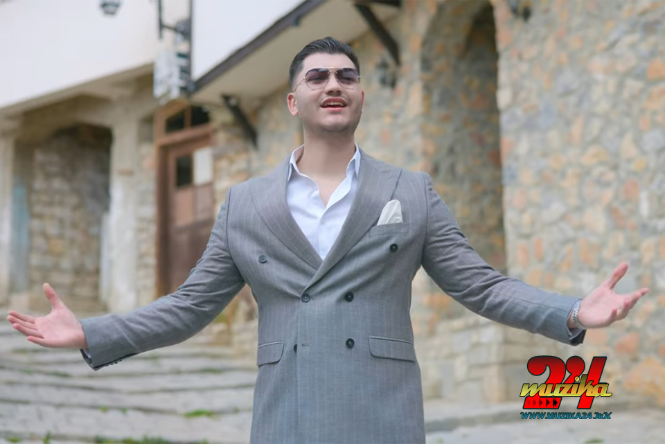 Ексклузивно: Чеде Спасиќ со емотивна балада „Поздрав праќам брате мој ...