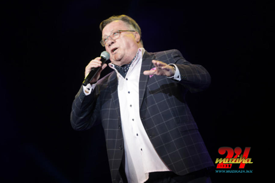 Халид Бешлиќ, глас кој го обедини Балканот - GRID.mk